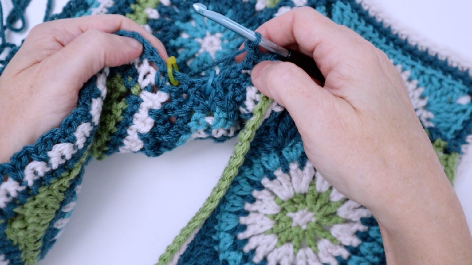 Join Squares in a Snap: JAYGO Crochet Method - JSPCREATE