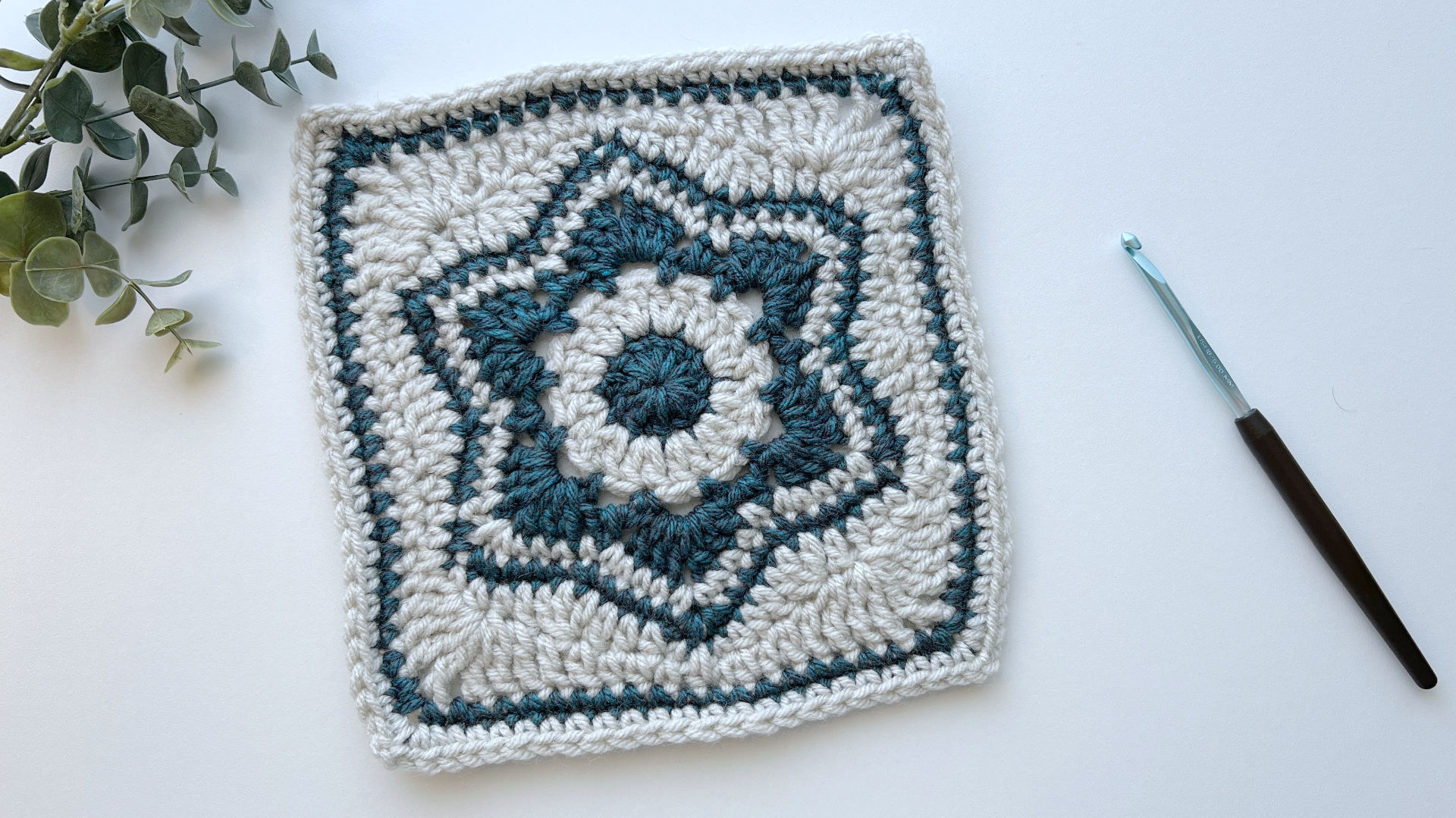 The Sage Granny Square | Stylish Petals - JSPCREATE