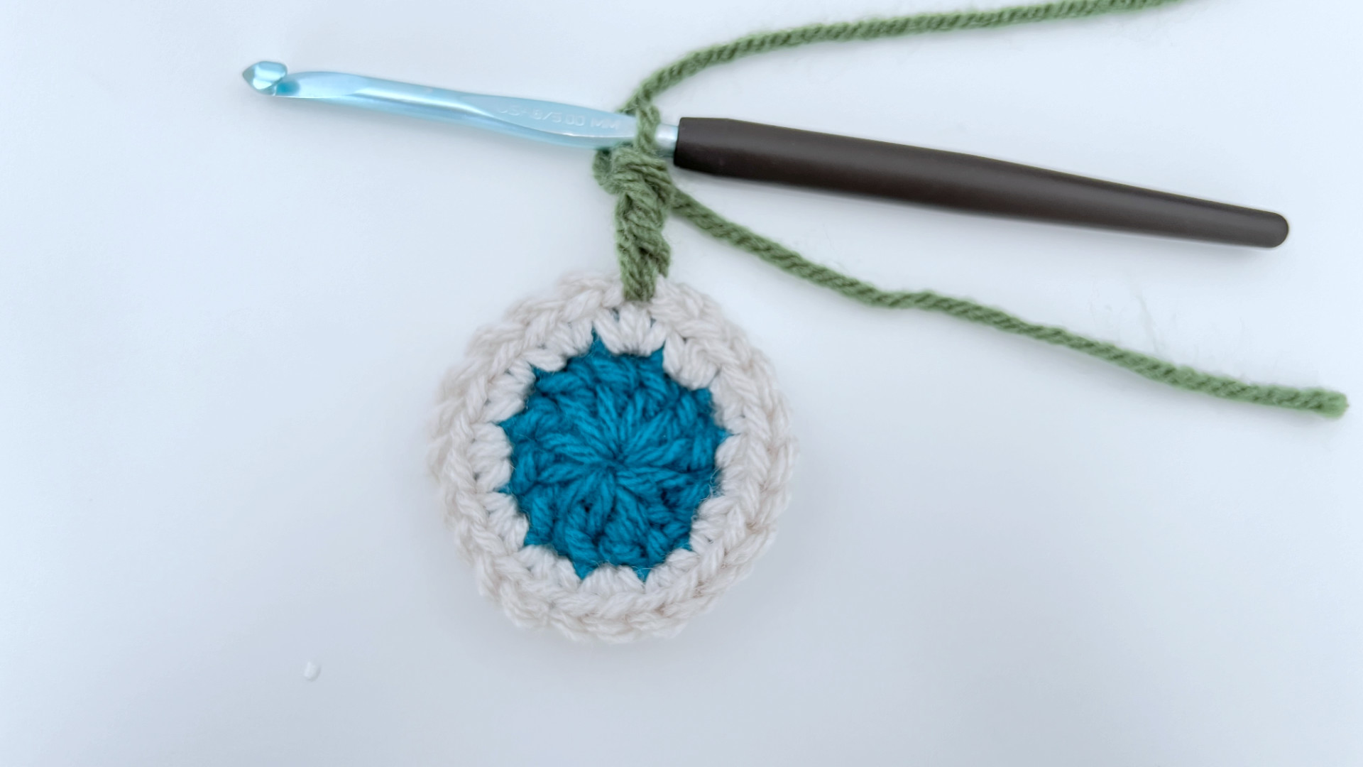 Standing Double Crochet Magic: Elevate Your Craft - JSPCREATE